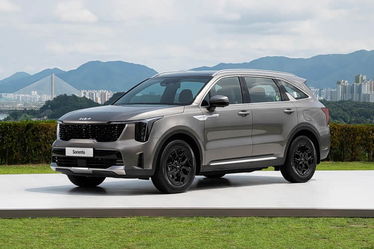 在韩国起价仅19万元，起亚新款索兰托发布，2.5T输出达281马力_车家号_发现车生活_汽车之家