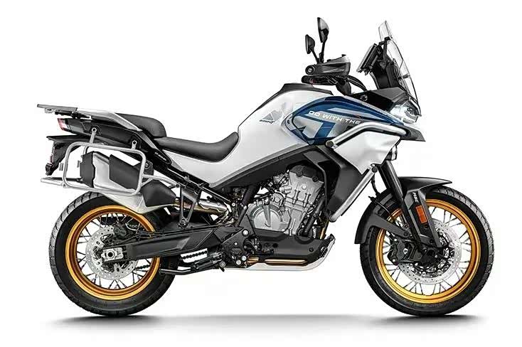 国产大排量ADV一哥之争，春风800MT和凯越800X，你会投哪一款？_车家号_发现车生活_汽车之家