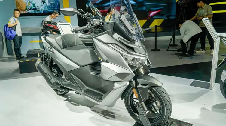 无极 SR250GT 轻量化高功率高颜值 2万多少是关键_车家号_发现车生活_汽车之家