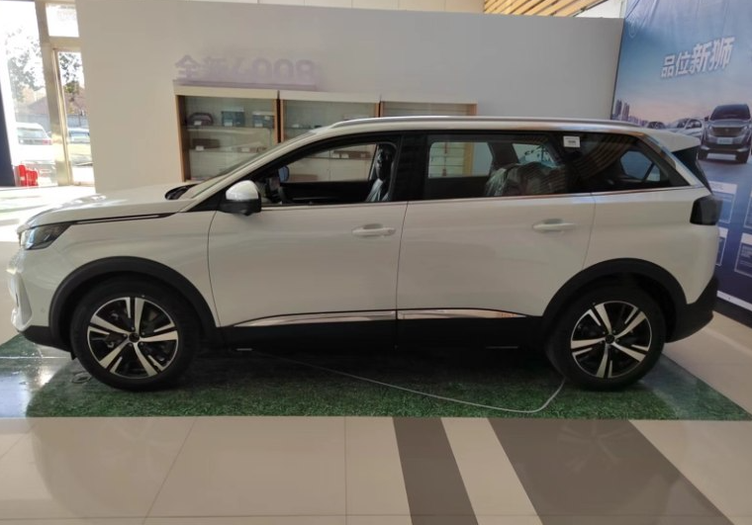 2023款东风标致5008到店，外观设计新潮，内饰大气，全系1.8T！_车家号_发现车生活_汽车之家