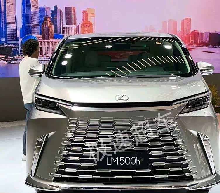新一代雷克萨斯LM：外观酷似别克GL8“世纪”，整体造型更霸气_车家号_发现车生活_汽车之家