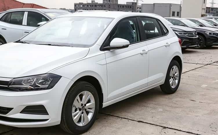 2023款大众Polo Plus上市，售价9.09-12.49万元，配8英寸液晶仪表_车家号_发现车生活_汽车之家