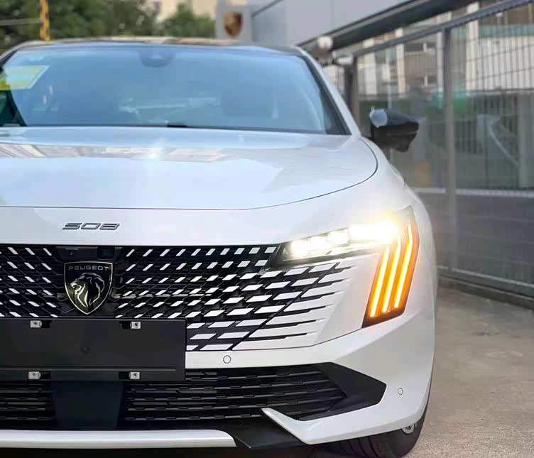 东风标致508L终于来了，动感大气，运动气息十足，1.6T+8AT_车家号_发现车生活_汽车之家