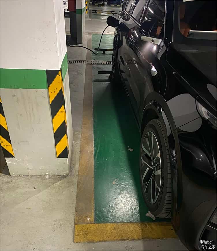 体验完理想L9泊车功能，真实水准展示给大家，实力到底行不行？_车家号_发现车生活_汽车之家