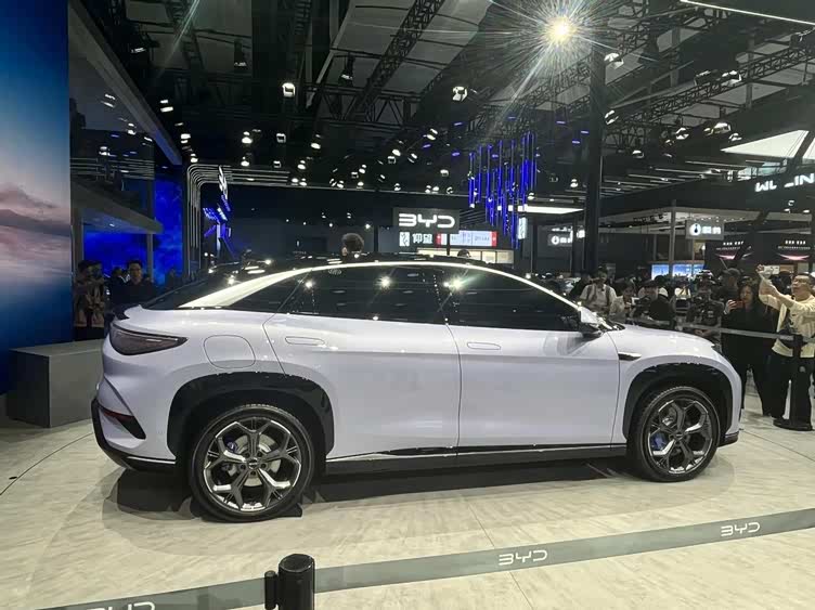 搭云辇-C，比亚迪海狮07 EV亮相广州车展，比宋L好看？_车家号_发现车生活_汽车之家