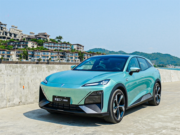 15万级插混SUV横评：银河L7/深蓝S7/枭龙MAX谁能成为第二个宋PLUS_车家号_发现车生活_汽车之家