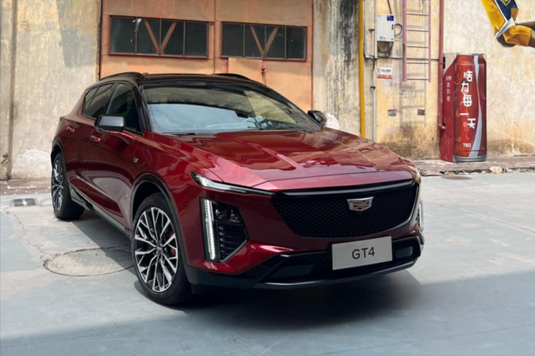 凯迪拉克GT4实车曝光，颜值高，定位轿跑SUV，1.5T/2.0T两种动力_车家号_发现车生活_汽车之家
