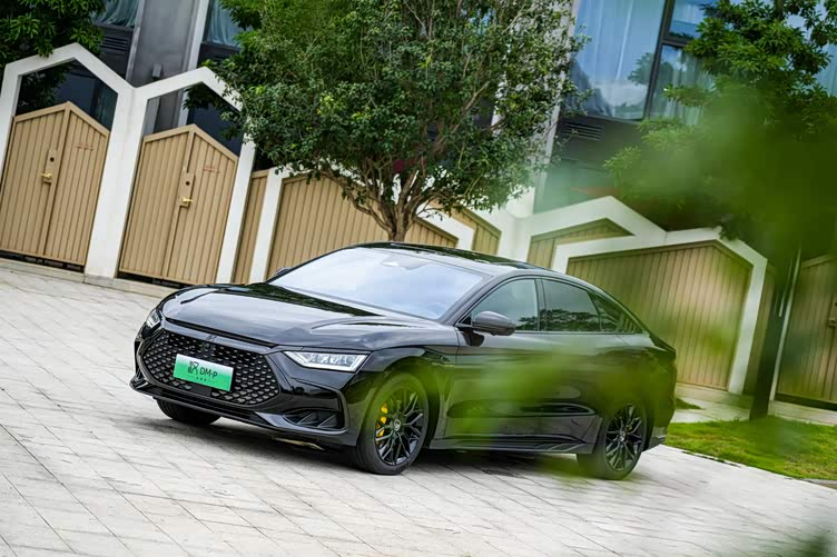 汉DM-p战神版、汉DM-i冠军版为颠覆而来，首次惊艳亮相_车家号_发现车生活_汽车之家