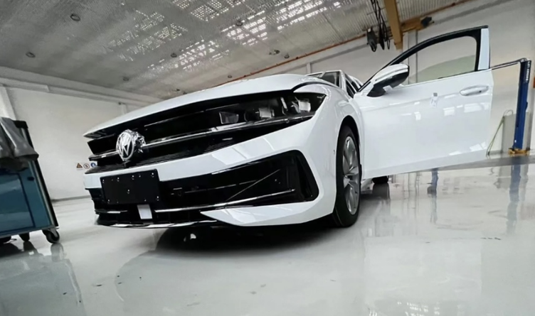 新一代迈腾B9现身！“撞脸”揽境，配大屏+怀挡，换1.5T动力_车家号_发现车生活_汽车之家