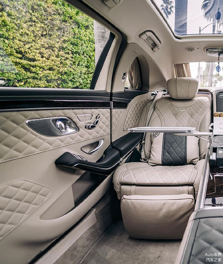 奢华大佬座驾 气派十足 奔驰S680 Pullman 这气场你们觉得如何？_车家号_发现车生活_汽车之家