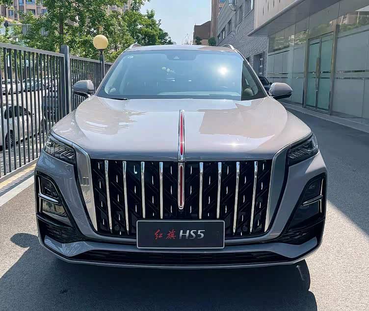 首批红旗HS5进店实拍，立体感十足，真霸气_车家号_发现车生活_汽车之家