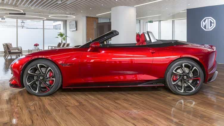 MGCyberster纯电敞篷跑车报价出炉！5.5万英镑起，于主场英国亮相_车家号_发现车生活_汽车之家