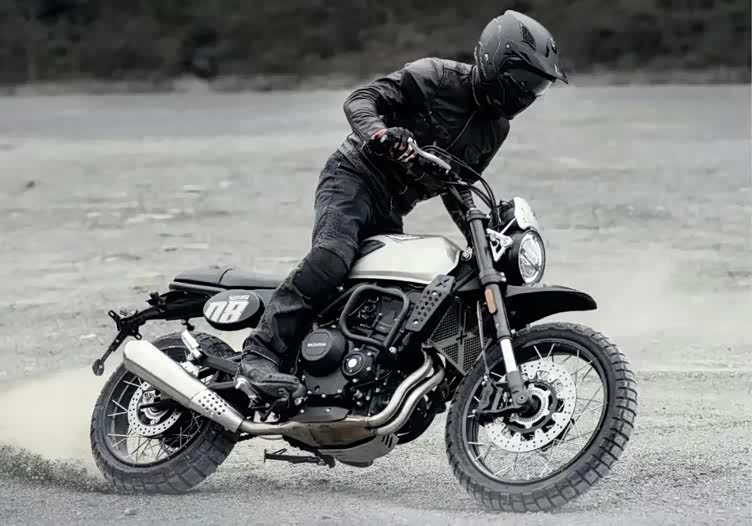 高金GK500攀爬版对比无极AC525X，你更喜欢谁多一点？_车家号_发现车生活_汽车之家