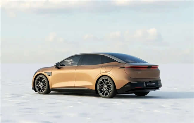 黄金比例VS极致运动，极氪007与小米SU7车侧设计大比拼_车家号_发现车生活_汽车之家